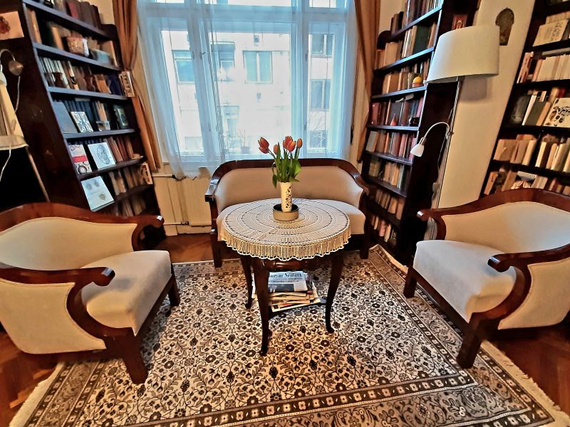 Biedermeier garnitúra egy kis Joseph Danhauser utánérzéssel | Fekete ...