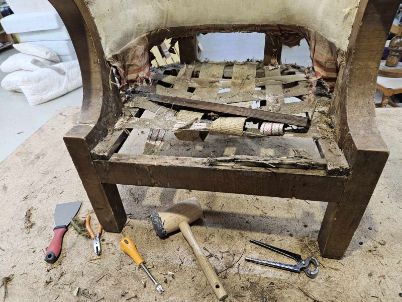 Biedermeier garnitúra egy kis Joseph Danhauser utánérzéssel | Fekete ...